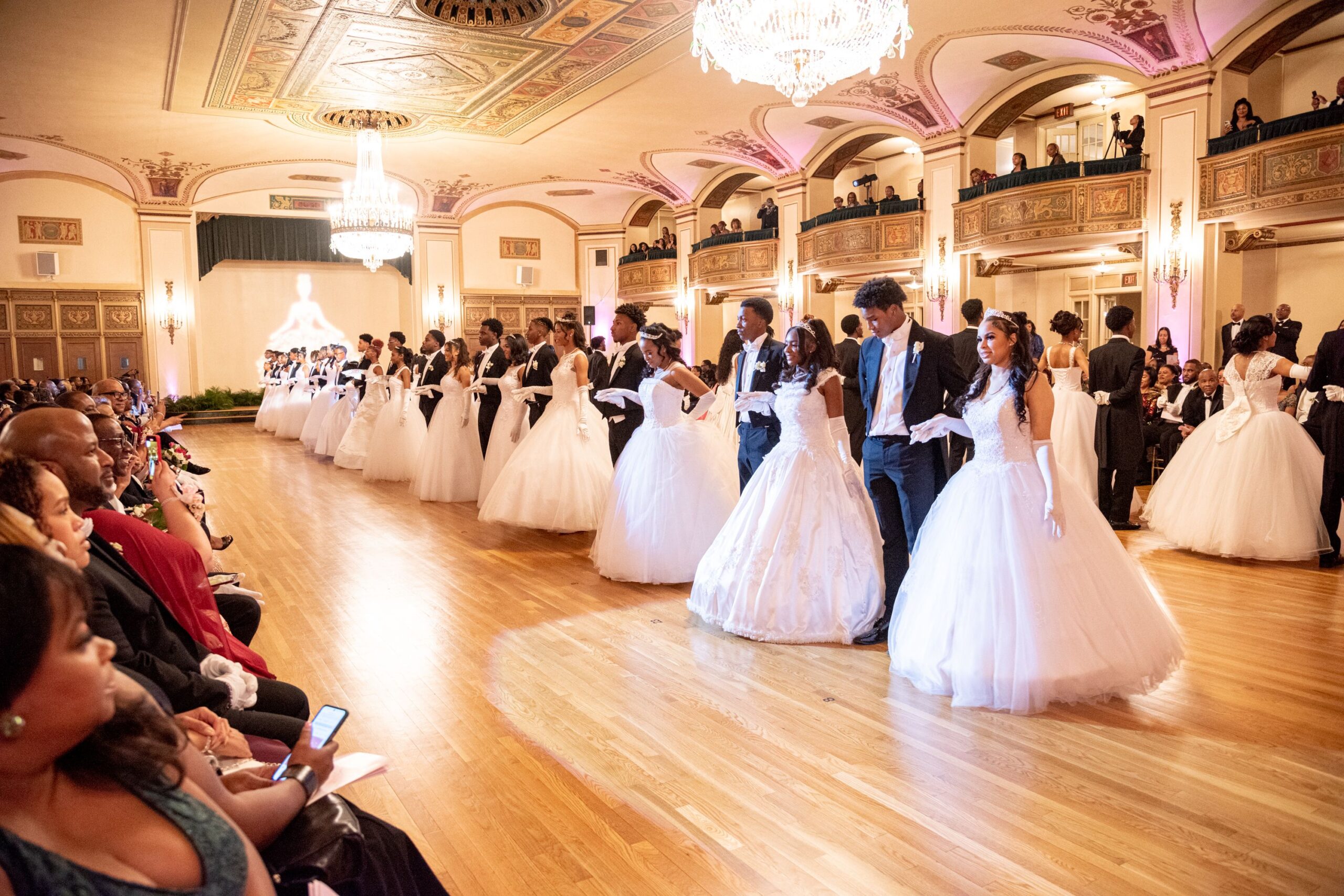 Debutante Ball The Cotillion Society Of Detroit Educational Foundation